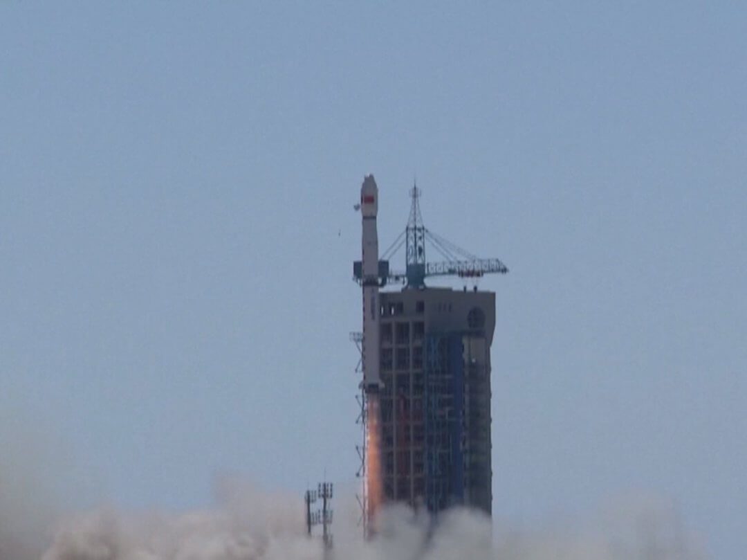 Chinese X-ray astronomy satellite HXMT launched by Long March 4B rocket ...