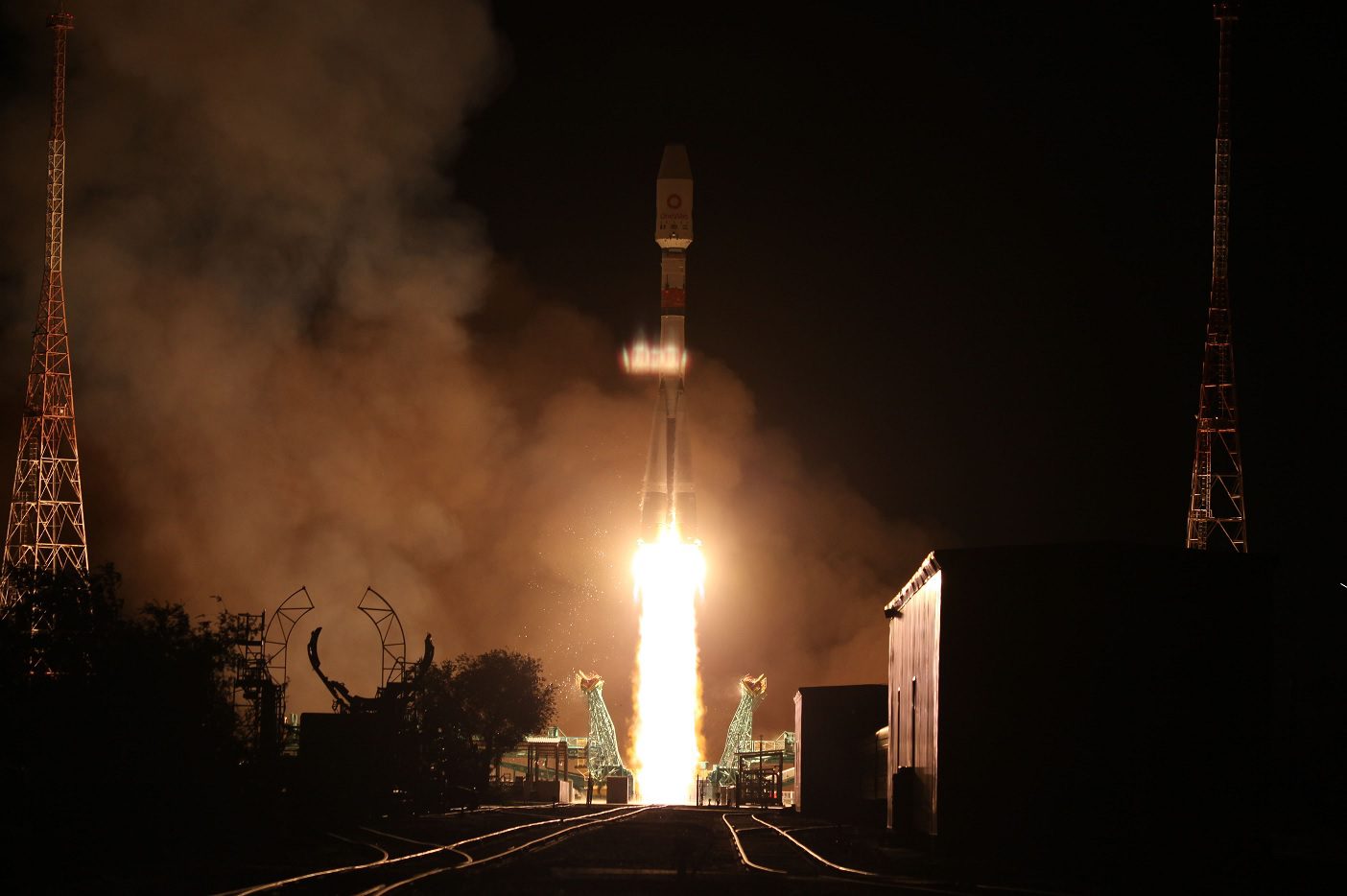 OneWeb continues steady constellation deployment with fifth launch of ...